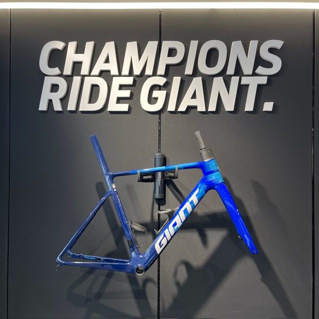 入荷しました！PROPEL ADVANCED SL TEAM FRAME SET ｜ ジャイアントストア松山